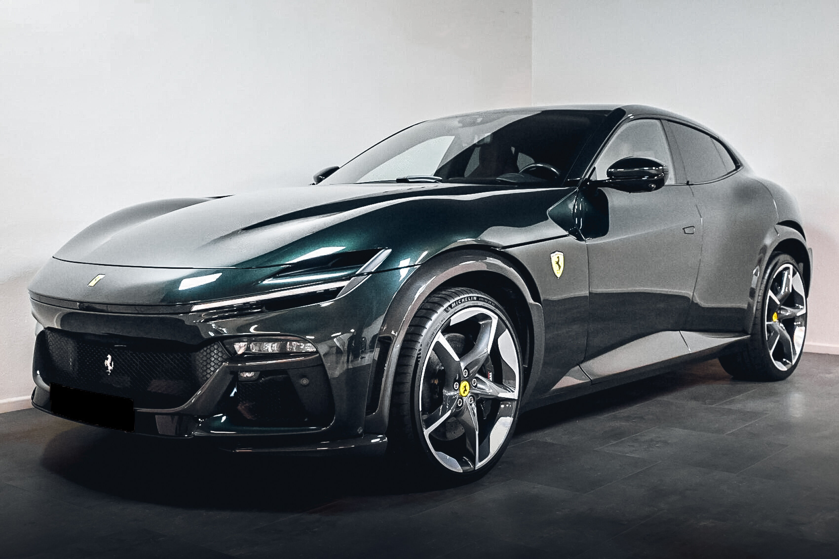 Zeldzame Ferrari Purosangue voor € 850.000 te koop op Marktplaats, de ...
