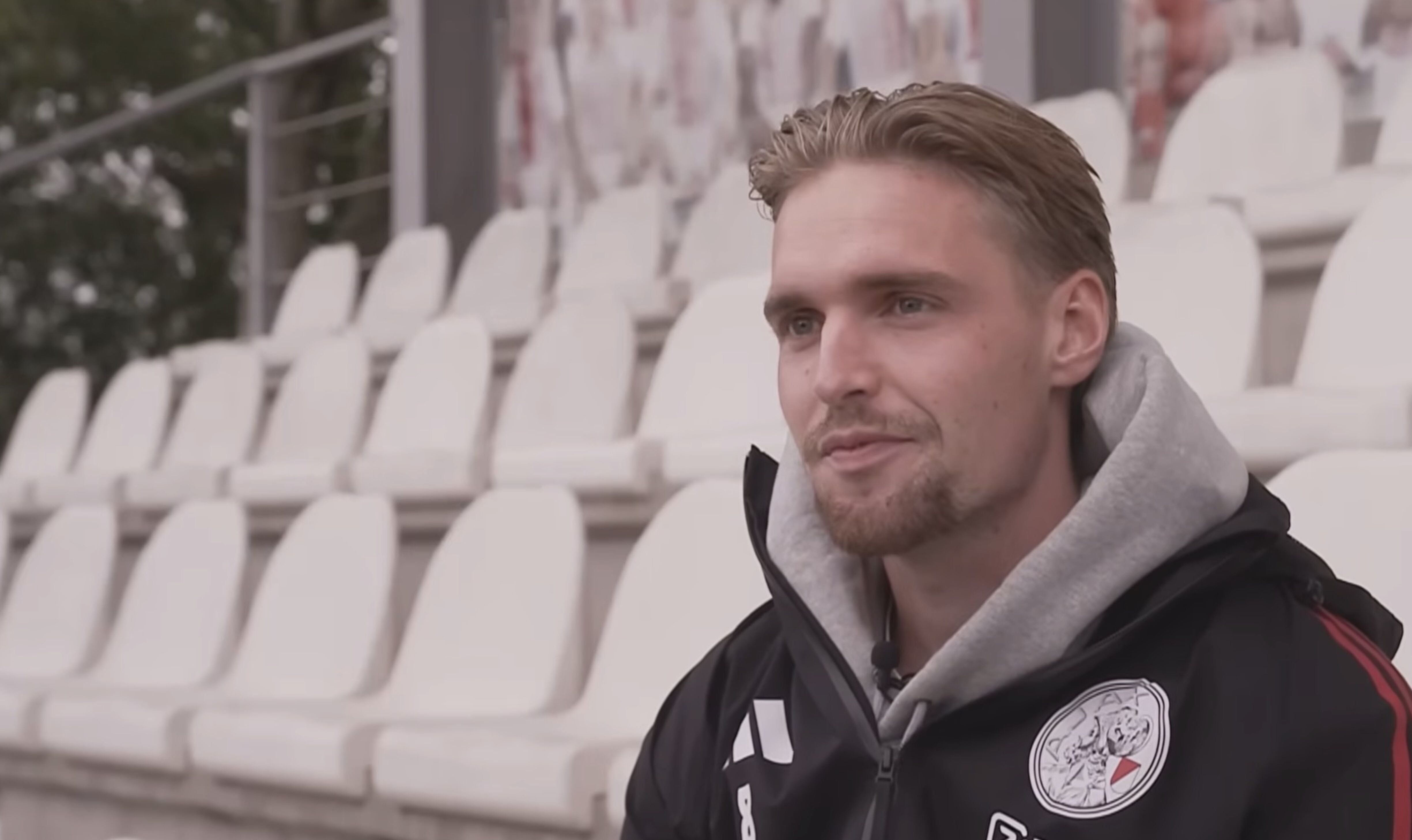 Kenneth Taylor (23) bemachtigt nieuwe Porsche