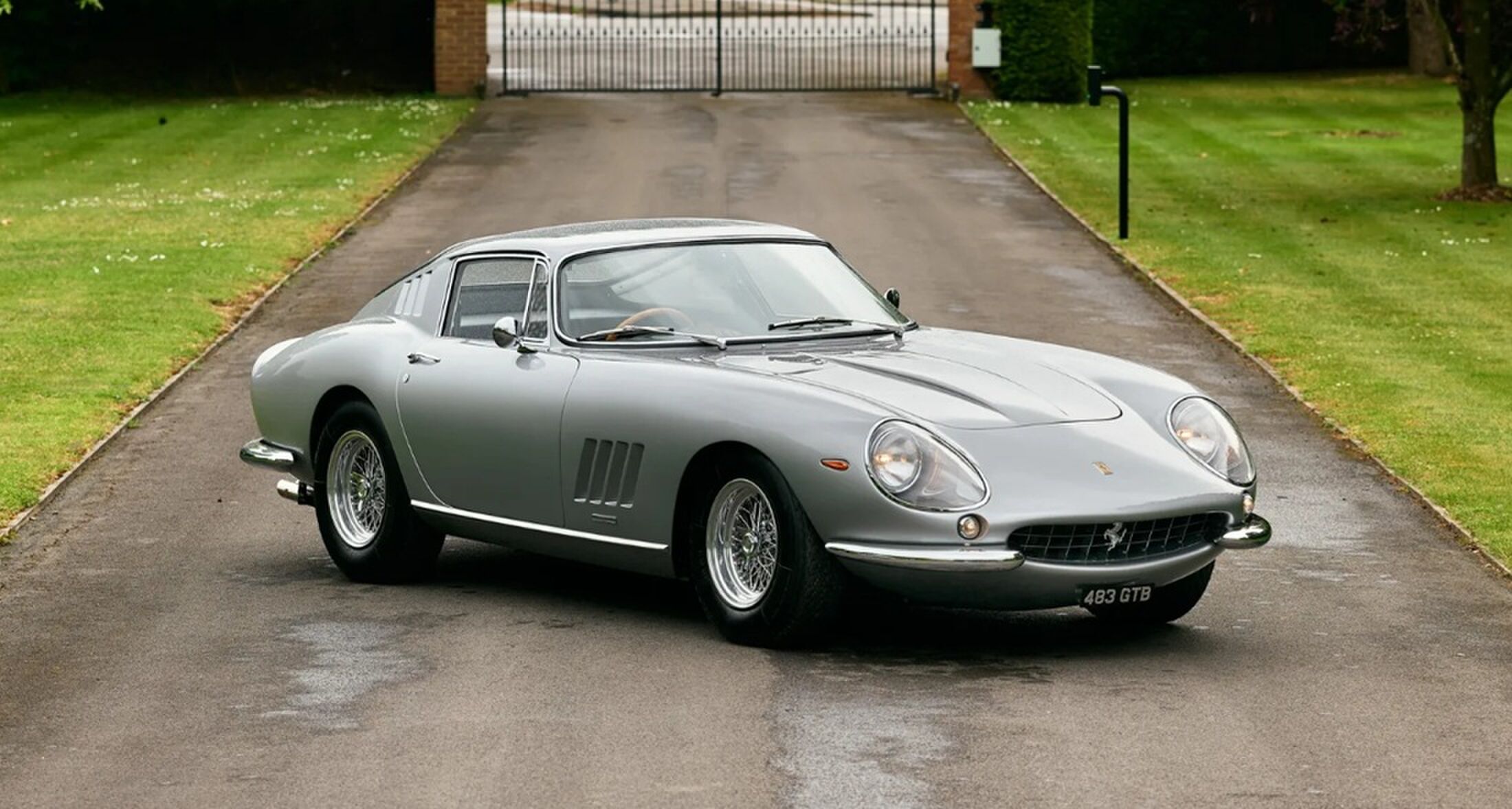 De Ferrari van Eric Clapton kan bij een veiling miljoenen opleveren