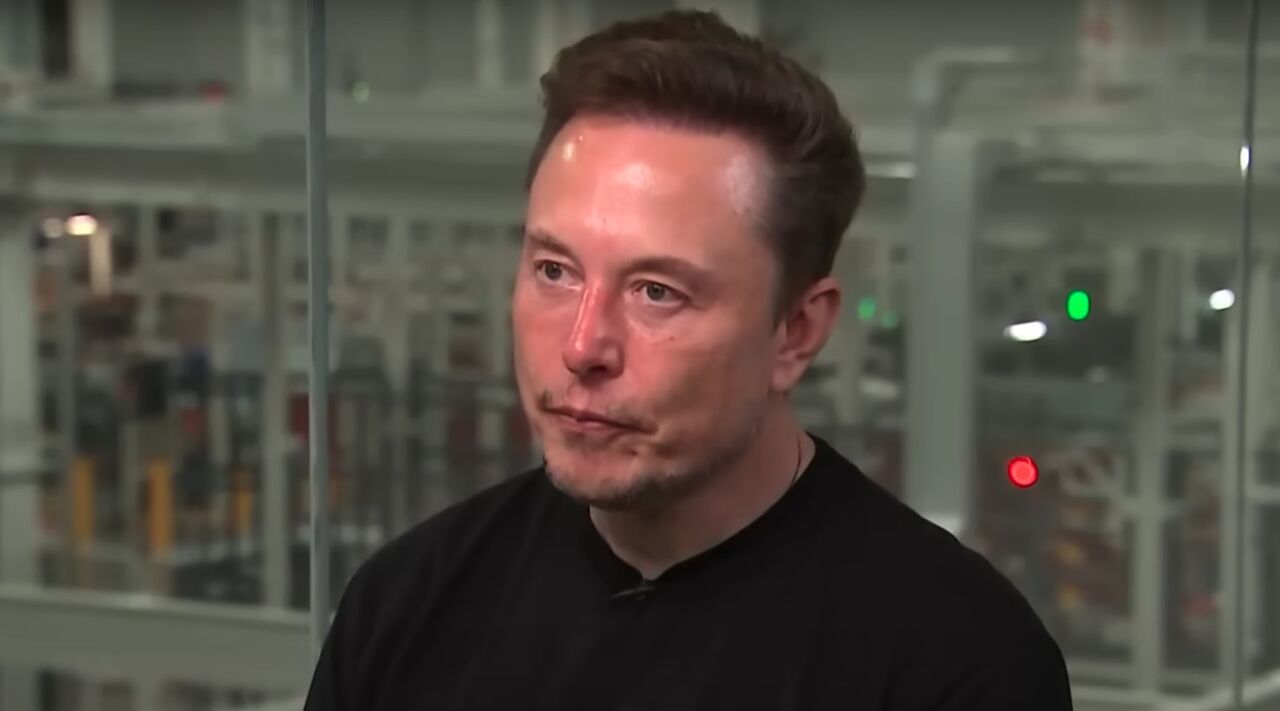 Elon Musk blijft maar rijker worden: vermogen stijgt voor het eerst ...