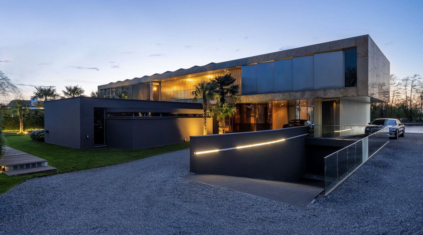 Villa aan de Vinkeveense Plassen kost € 9,9 miljoen