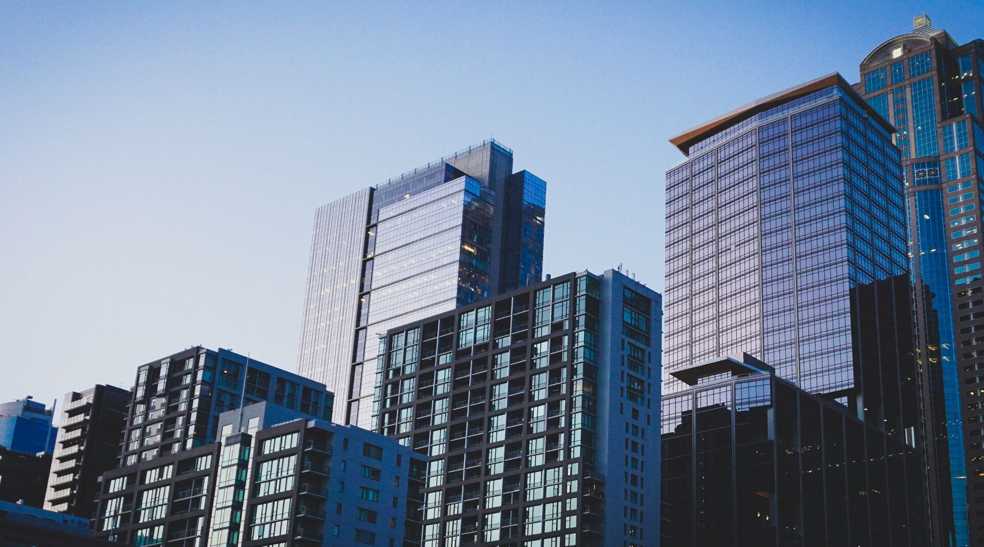 Beleggen in vastgoed: actief of passief, wat past bij jou?