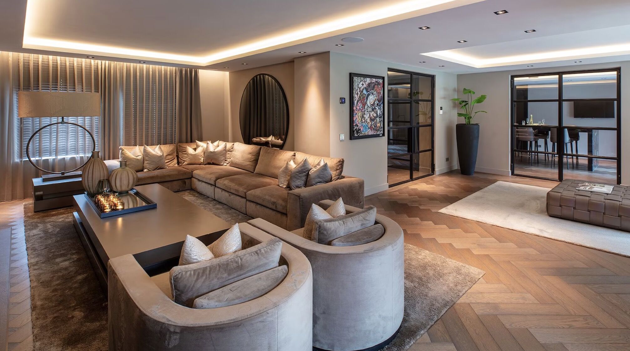 Rapper Boef verkoopt villa in Almere met € 600.000 winst