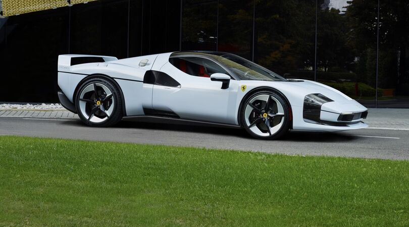 Deze Ferrari LaFerrari is voor miljoenen verkocht op een veiling